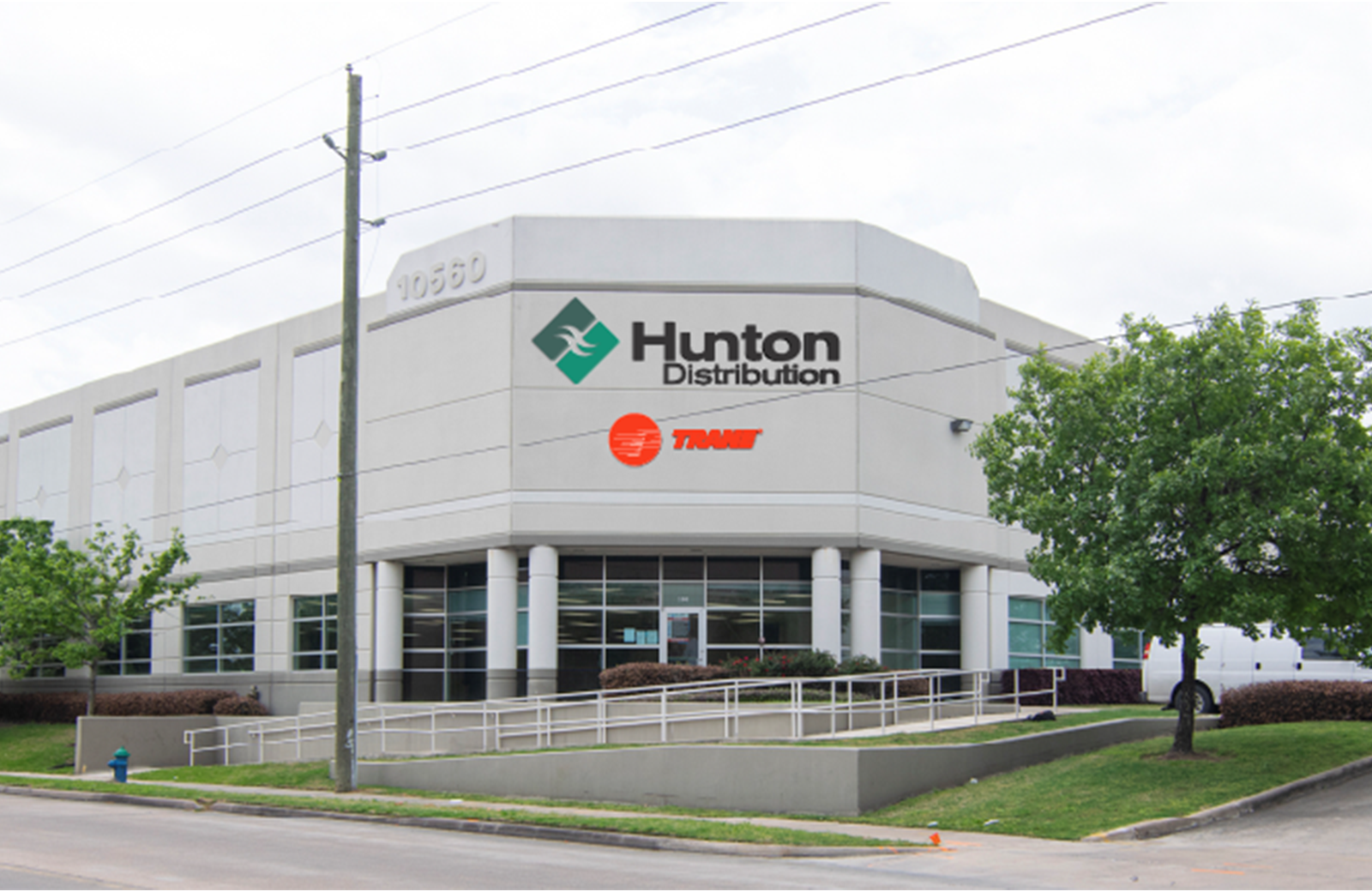 Houston Bissonnet - Hunton Distribution